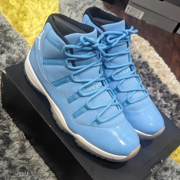 Jordan | Shoes | Nike Air Jordan 1 Pantone Gift Of Flight | Poshmark